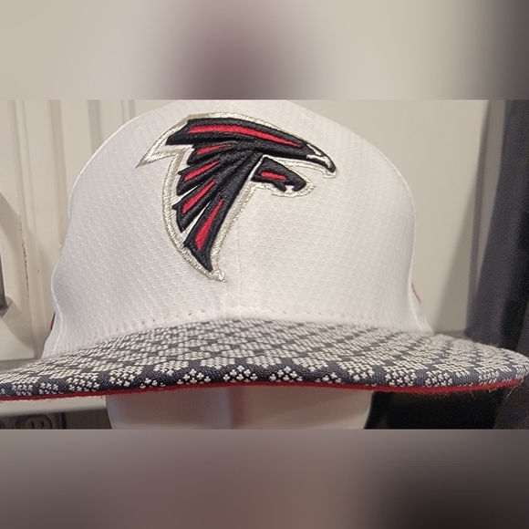 New Era | Accessories | Atlanta Falcons New Era 9fifty White Honeycomb ...